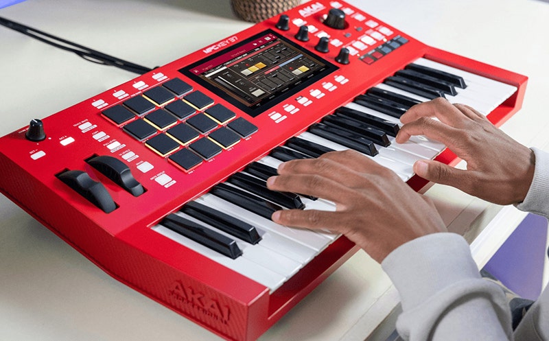Akai MPC Key 37 Synthesizer Production Keyboard